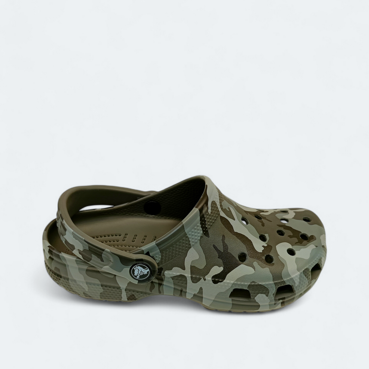 CROCS – WALK SHOES